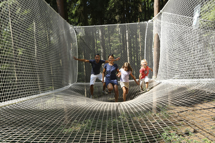 Fun & aerial net courses design and construction